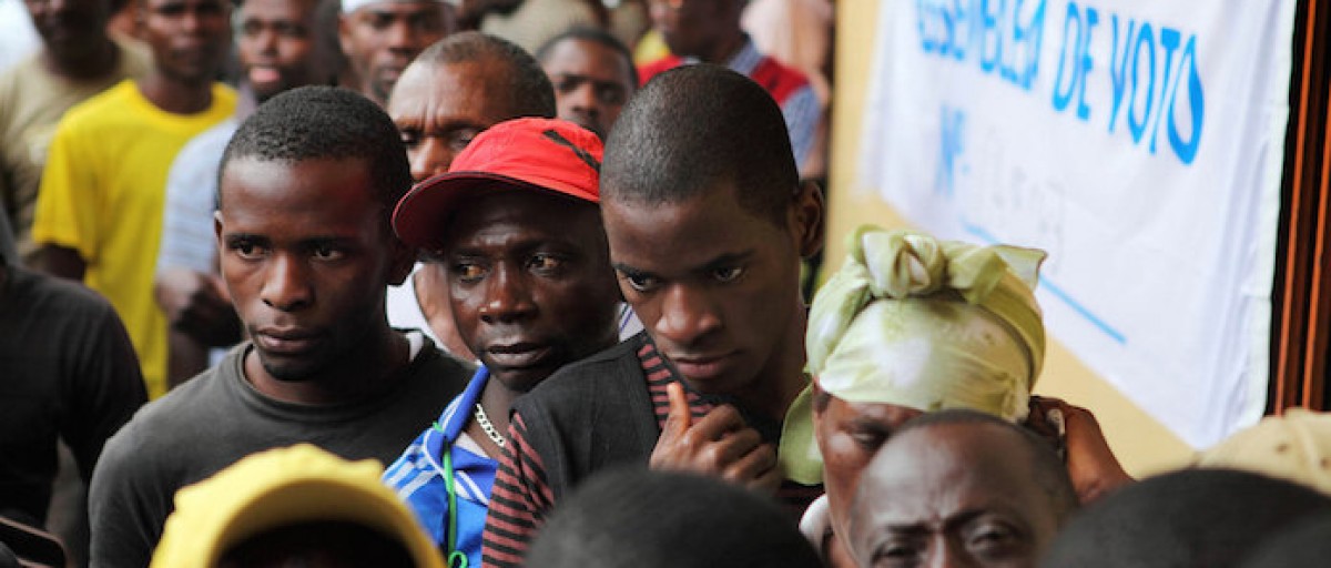 MPLA rattled as Angola's oil price plummets | ISS Africa