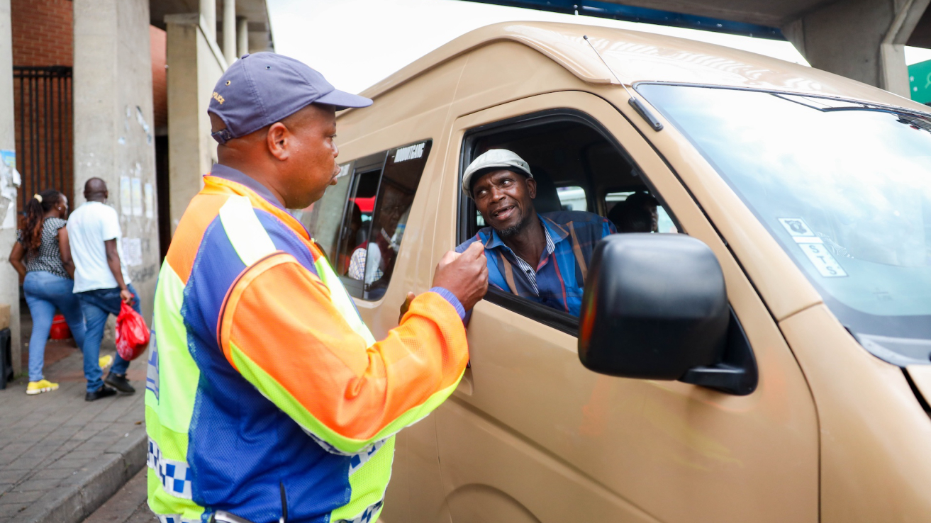 Traffic cop corruption tarnishes all policing in South Africa | ISS Africa